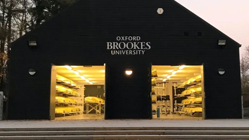 Boathouse - Oxford Brookes University